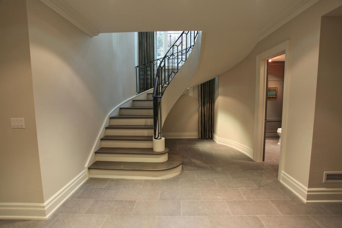 Classical – CUSTOM STAIRS & RAILING LTD.
